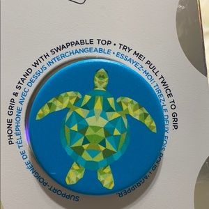 PopSocket | Accessories | Popsockets 3 New Pops With New Pop Chain ...